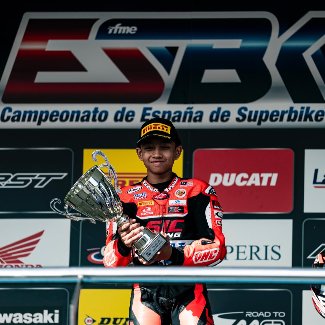 Qabil raih gelaran berganda/Ungguli Litar Sepanyol - Channel 10