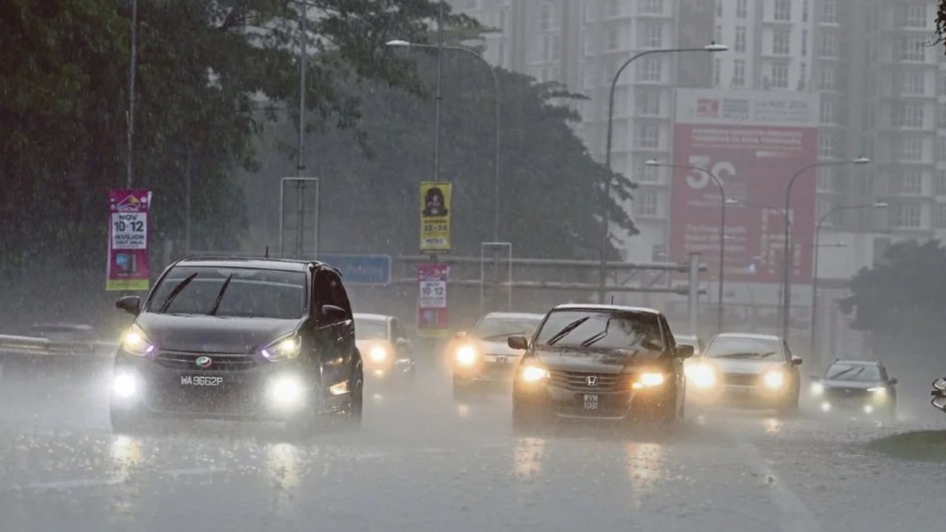 Monsun Timur Laut bermula Khamis ini - Channel 10