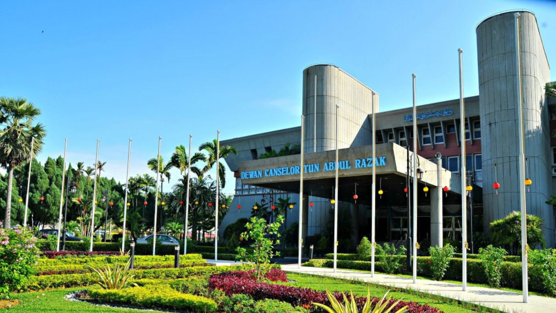 UKM Terima 3 Timbalan Naib Canselor Baru - Channel 10